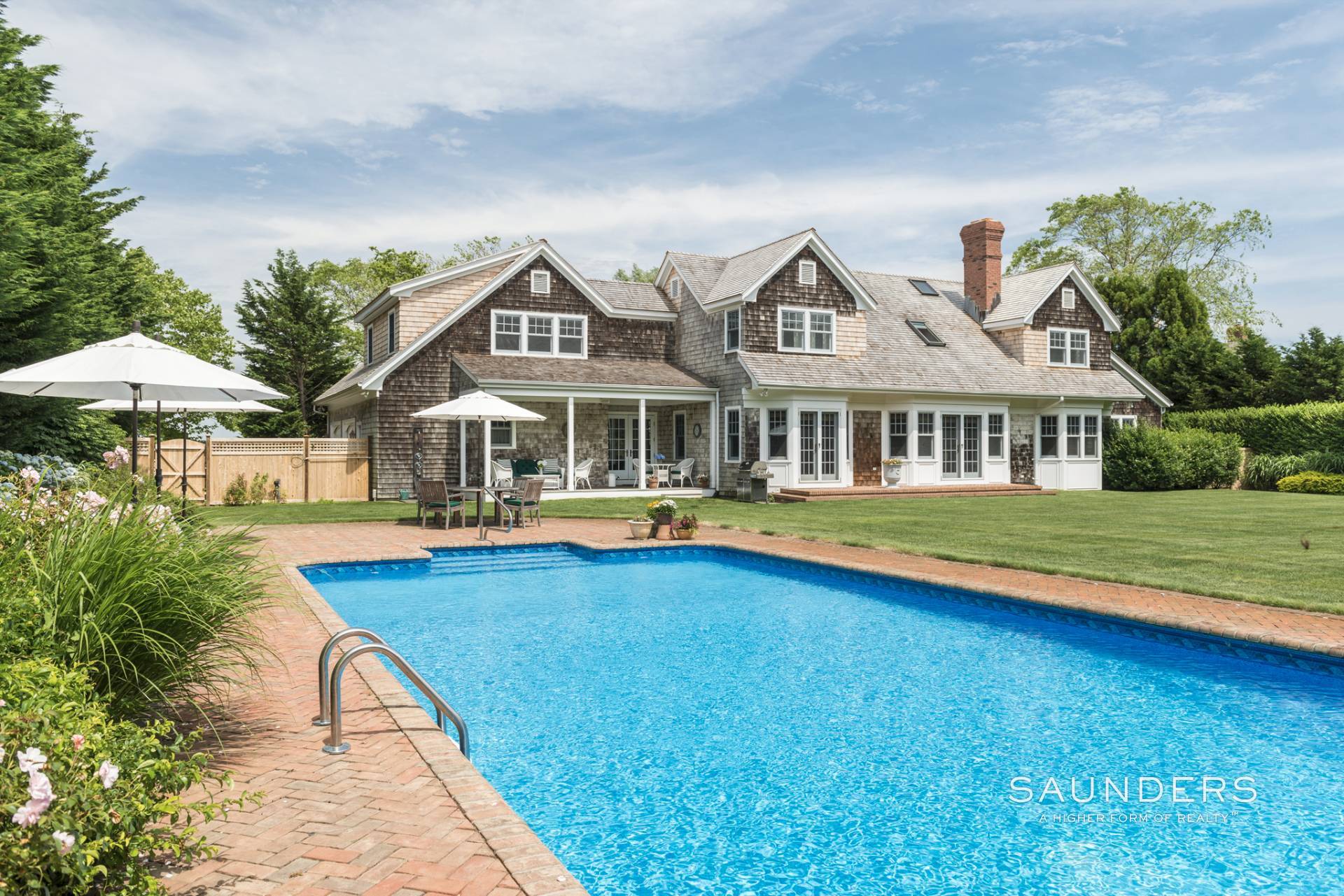 Saunders Real Estate Hamptons